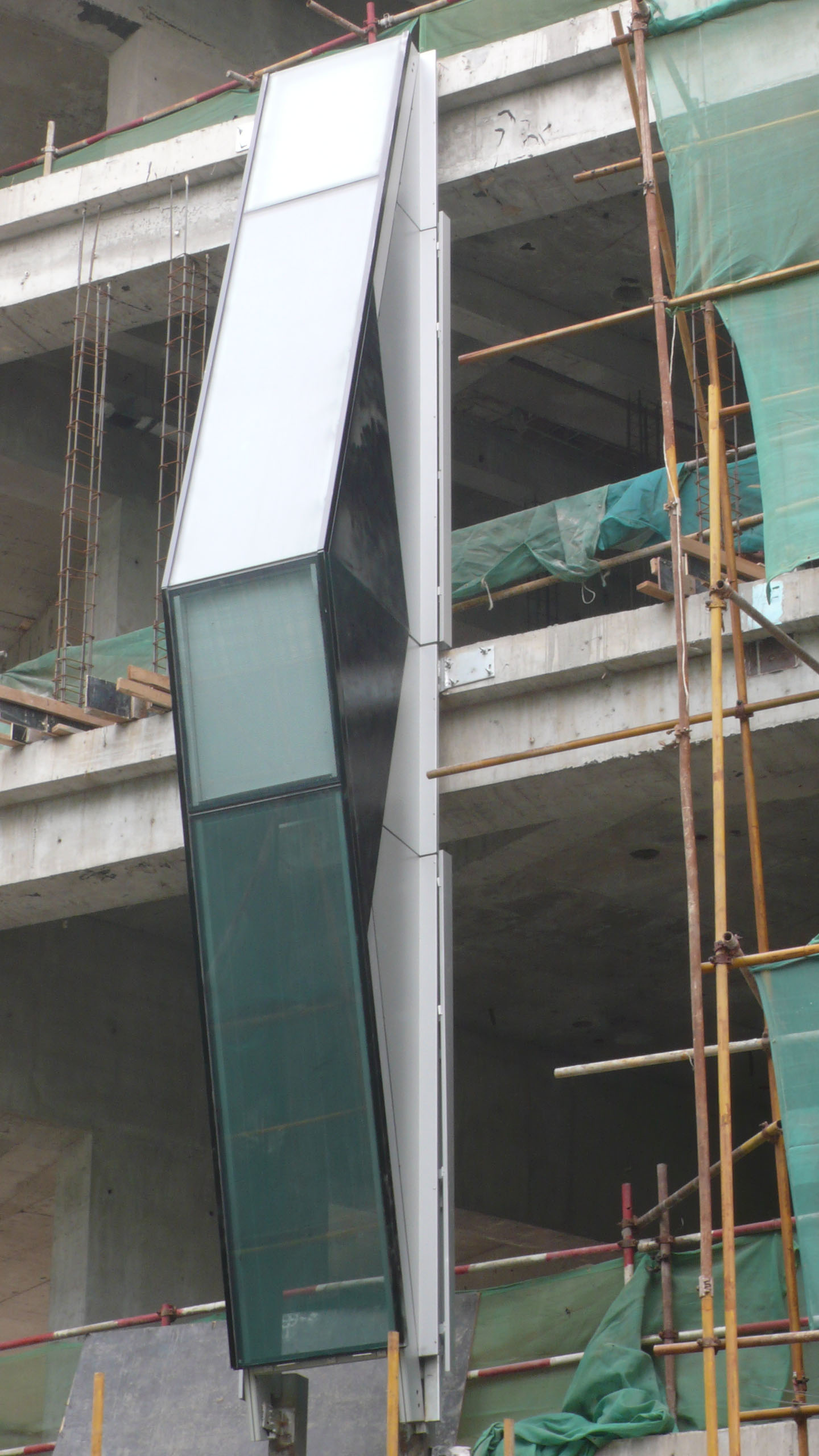 Jing Mian Xin Cheng - CLOU architects