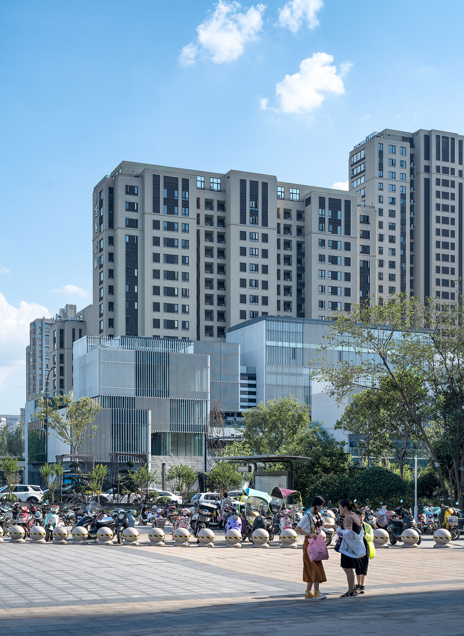 Cube Gallery - CLOU architects