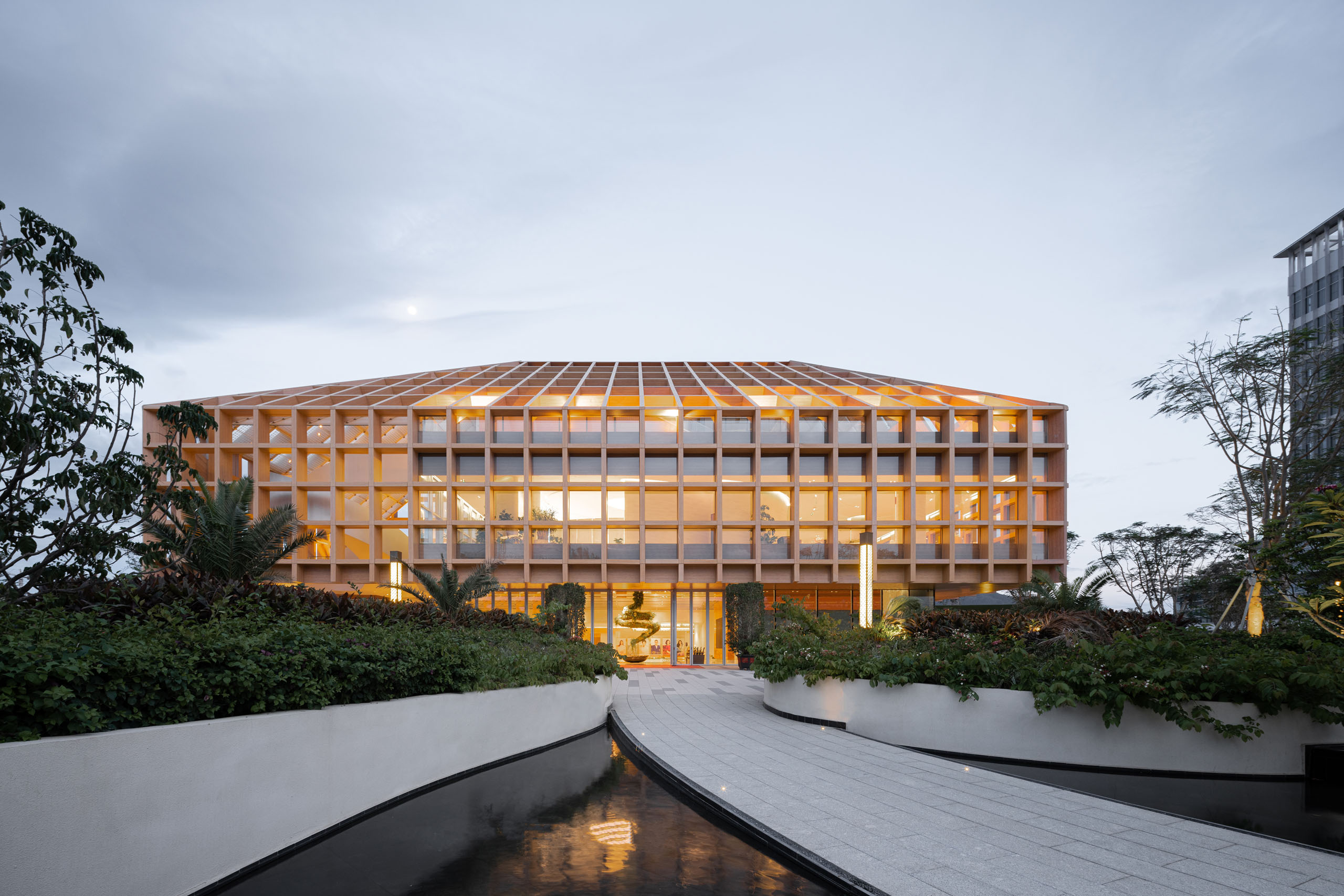 Sanya Jinmao Farm Lab - CLOU architects