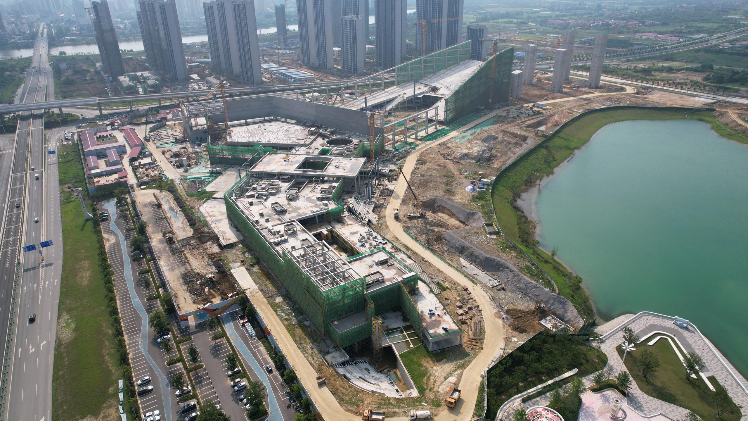 CLOU on-site｜Wuhan Snow World - CLOU architects