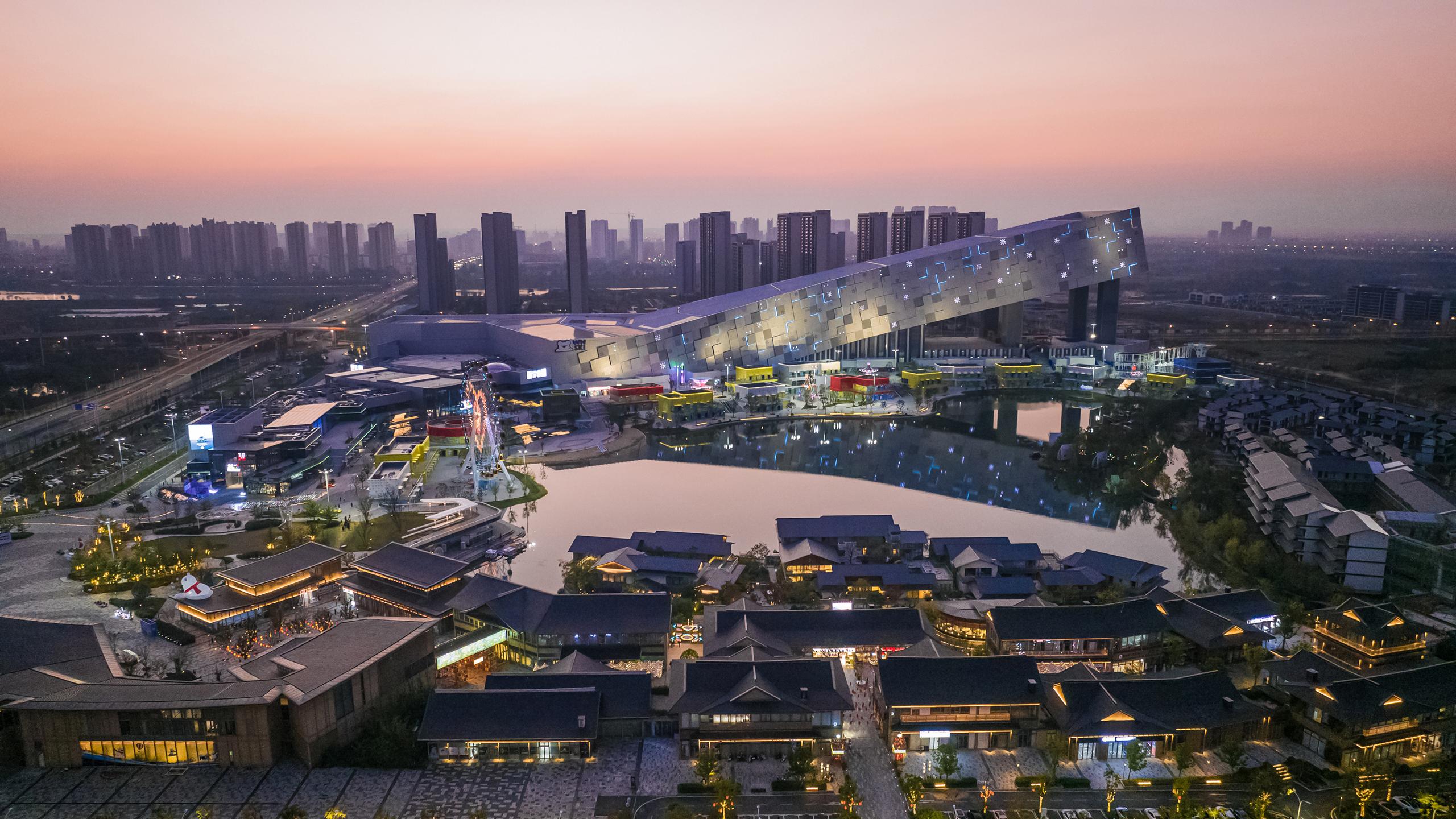 Wuhan Ski Resort - CLOU architects